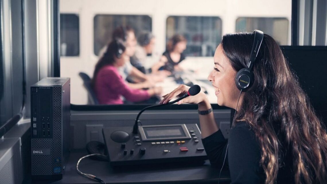 ¿Cómo ser intérprete de conferencias? - Función Activa